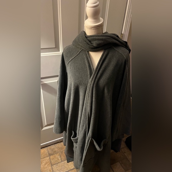 Catherines | Other | Catherines Nwt Gray Wrap Cape With Scarf 2x3x ...
